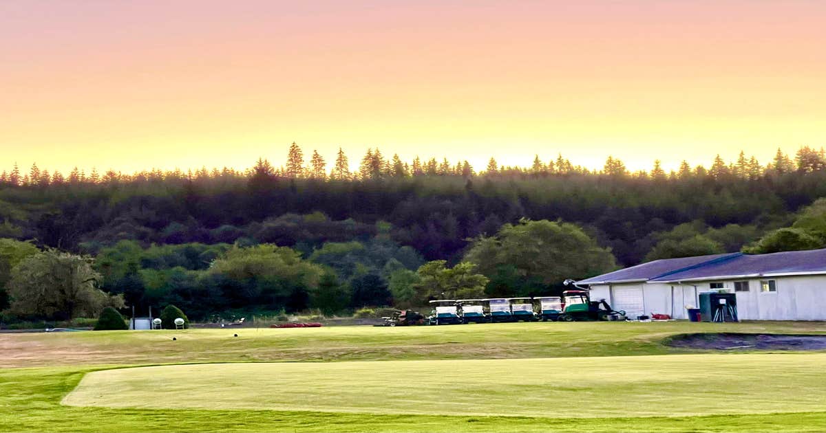Riverwoods Golf and RV | Raymond, WA