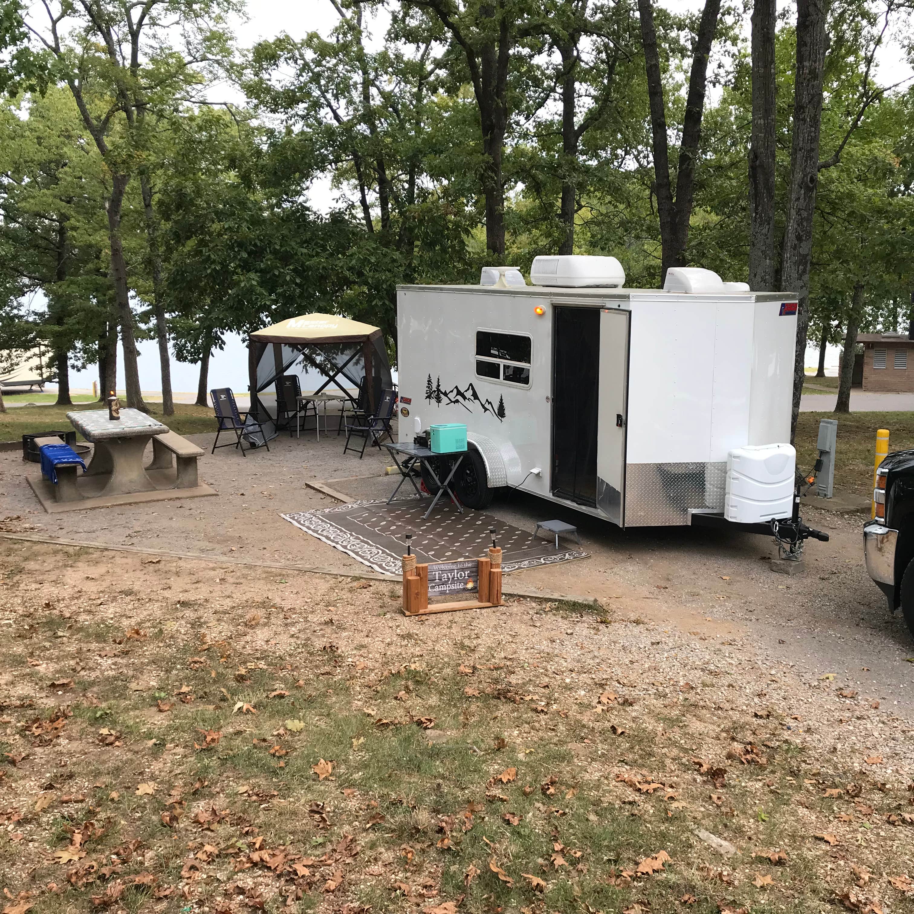 Lost Bridge North Camping | Garfield, AR