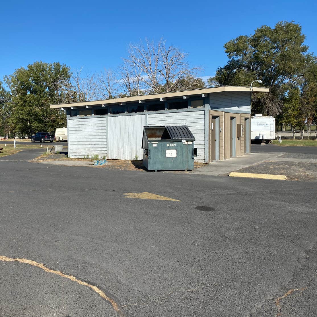 Pier 4 RV Resort | Moses Lake, Washington