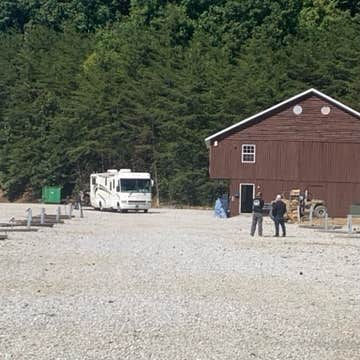 Royal Blue RV Park | Pioneer, Tennessee