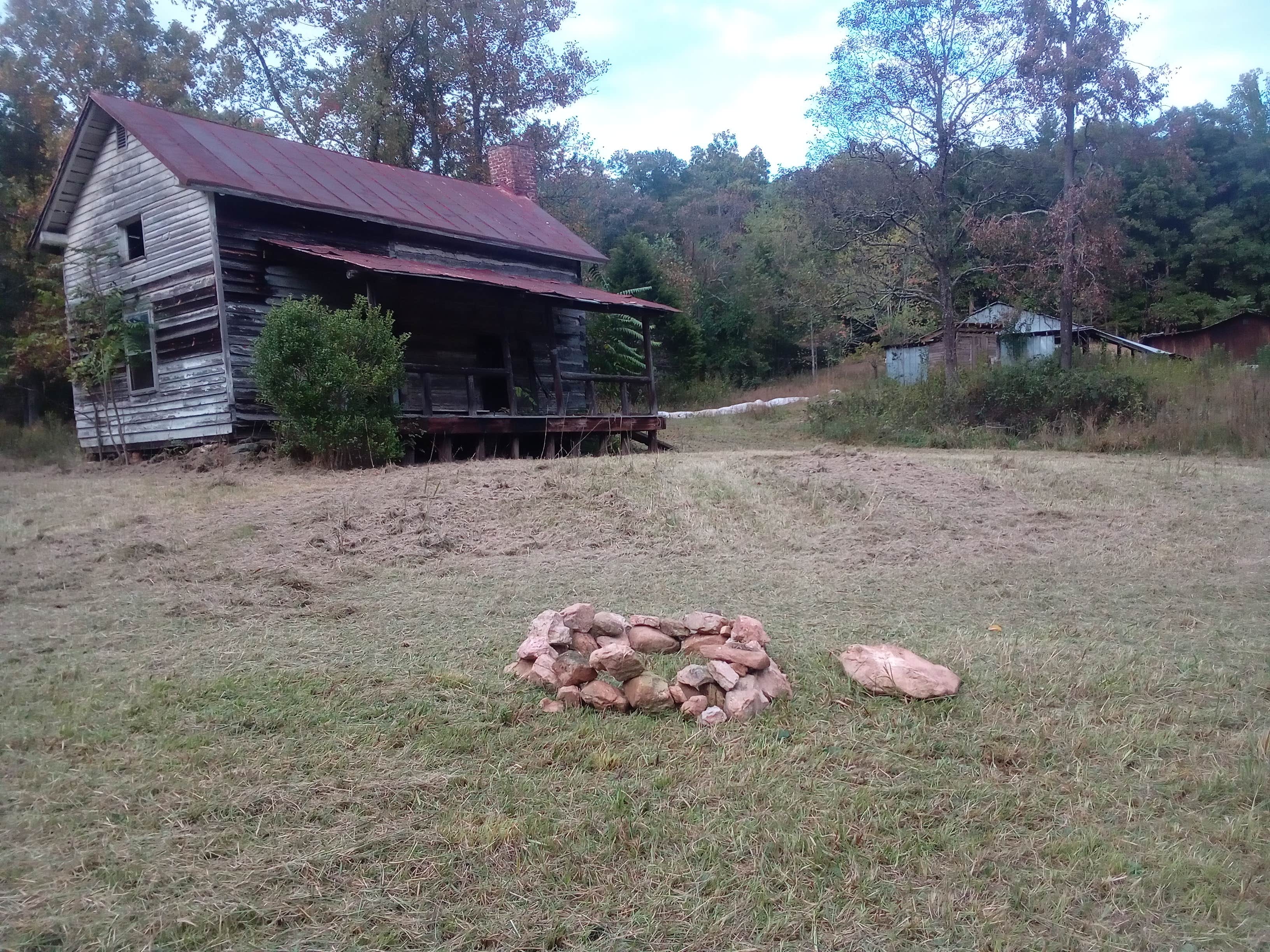 Labhaoise Camp and Hunt Club | Proctor Lake, VA