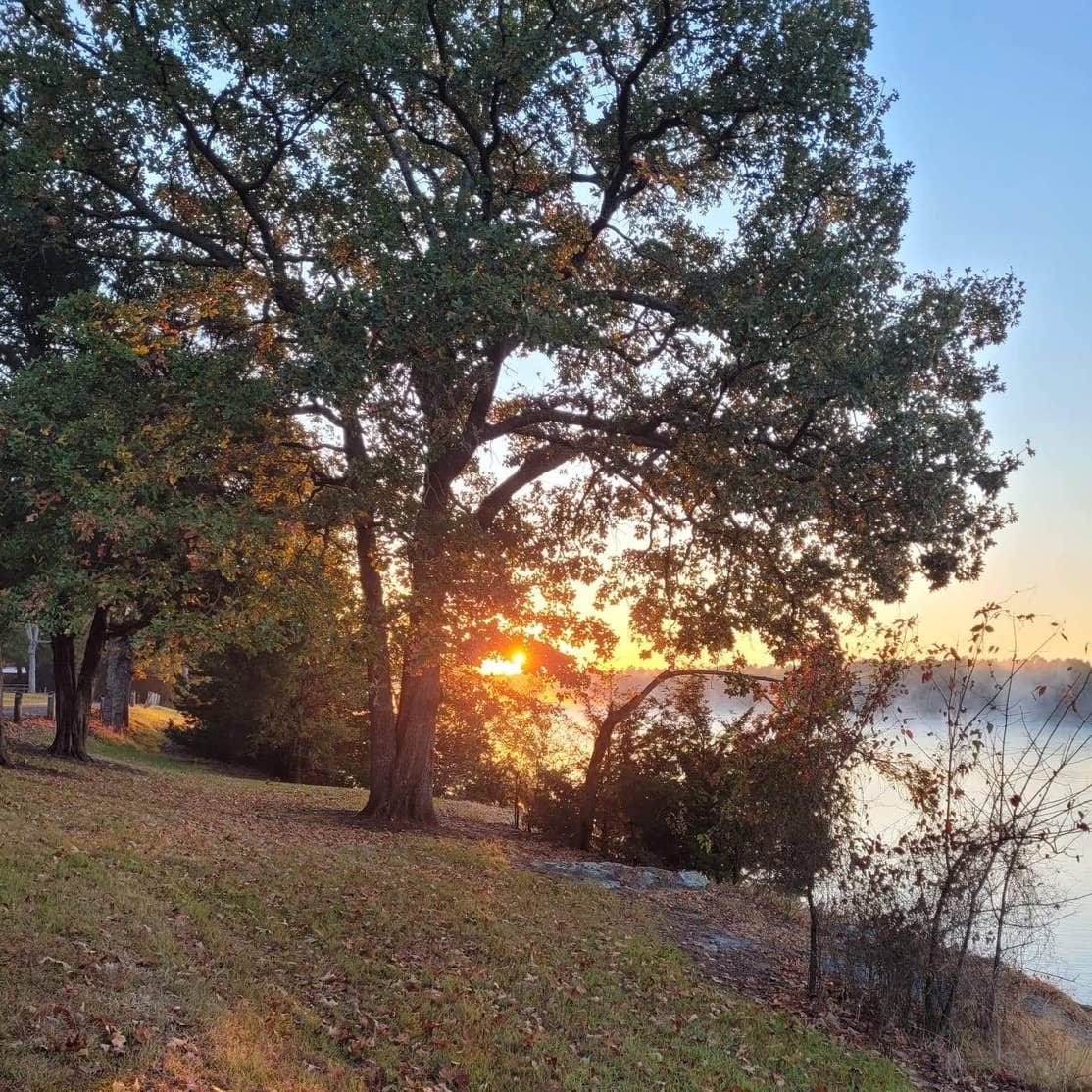 COE Dardanelle Lake Spadra Campground | Clarksville, Arkansas