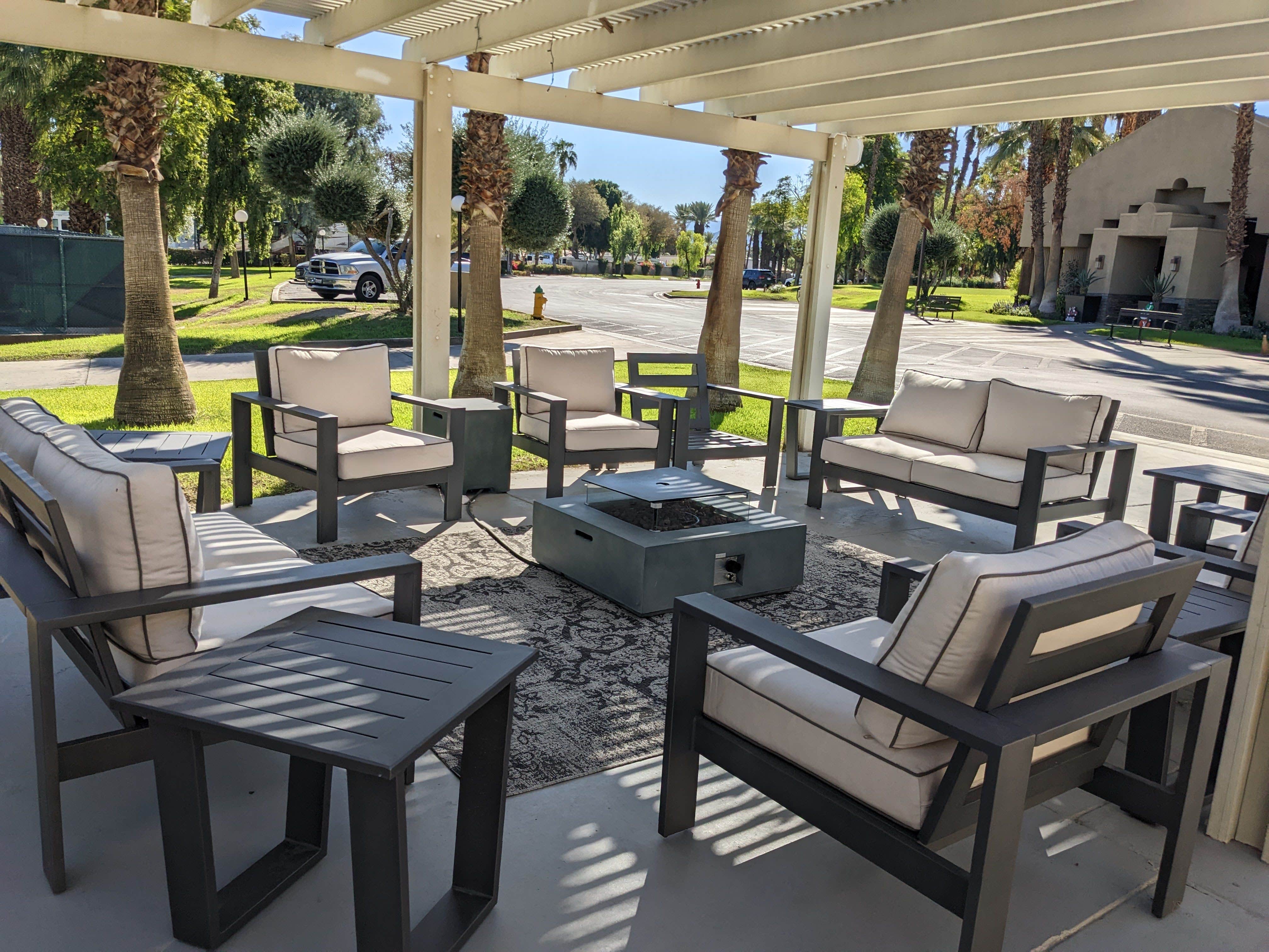 Emerald Desert RV Resort | Palm Desert, CA