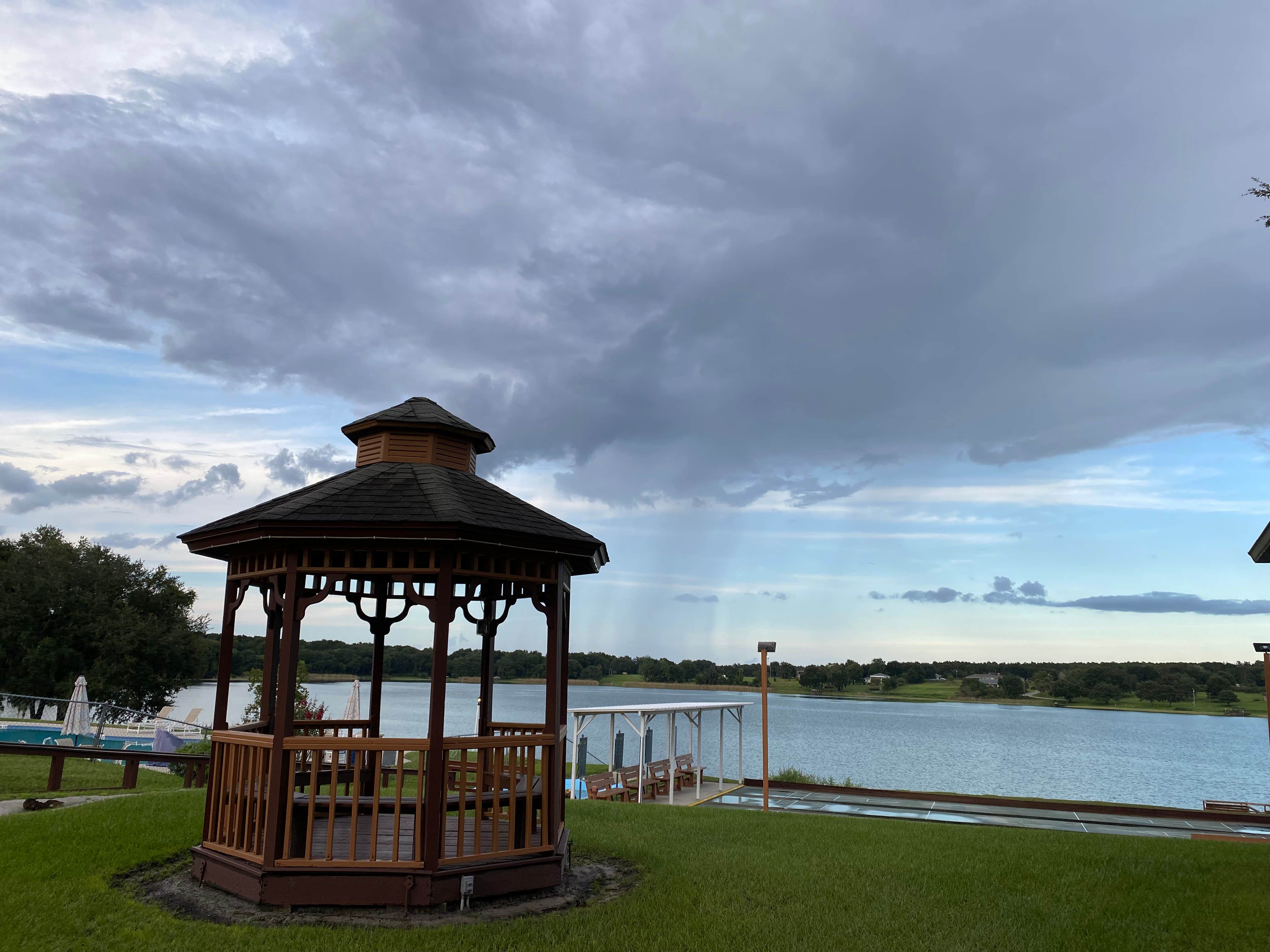 Olde Mill Stream RV Resort | Umatilla, Florida