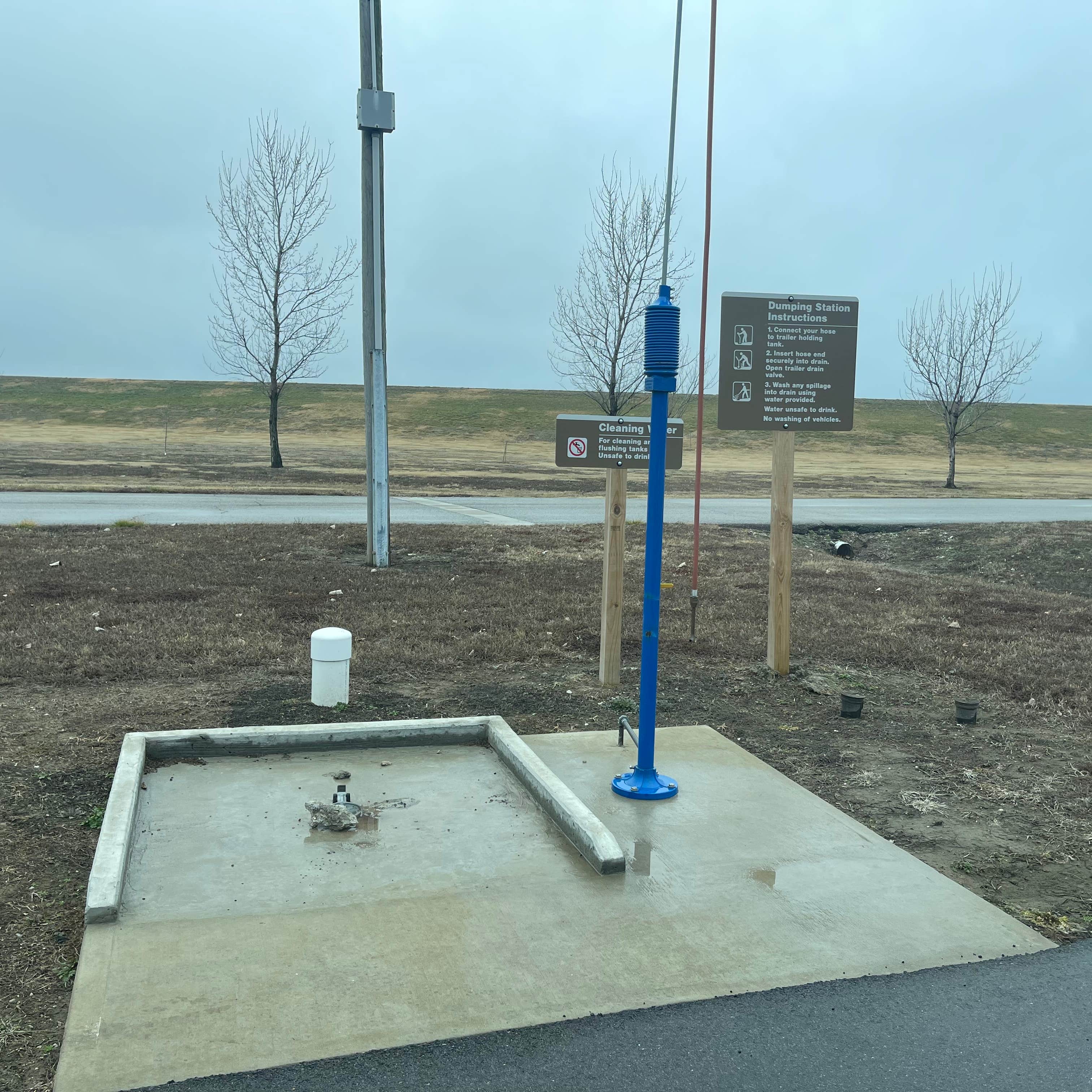 Kaskaskia Jerry F. Costello Lock and Dam (formerly the Kaskaskia Lock ...