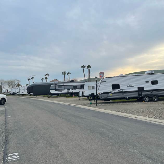 Kit Fox RV Park | Patterson, CA