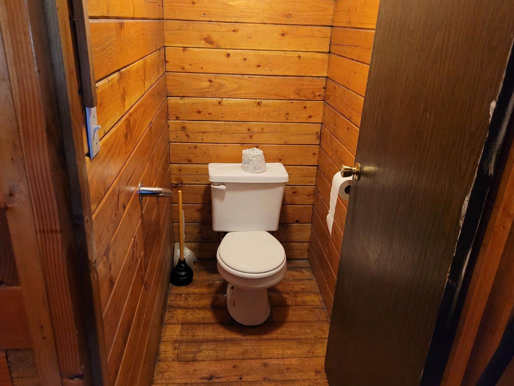 Kenanna RV Park by Rjourney | Westport, Washington