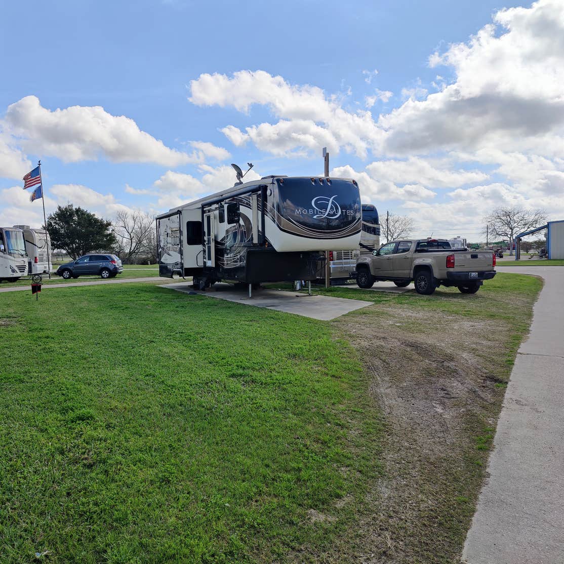 Gateway to the Gulf RV Park at Victoria-Port Lavaca | Victoria, Texas