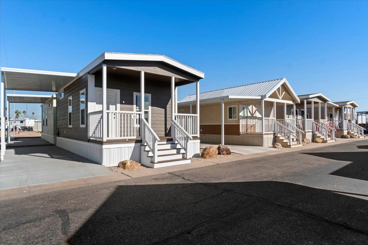 Trail Riders Ranch Mobile Home & RV Park | Mesa, AZ
