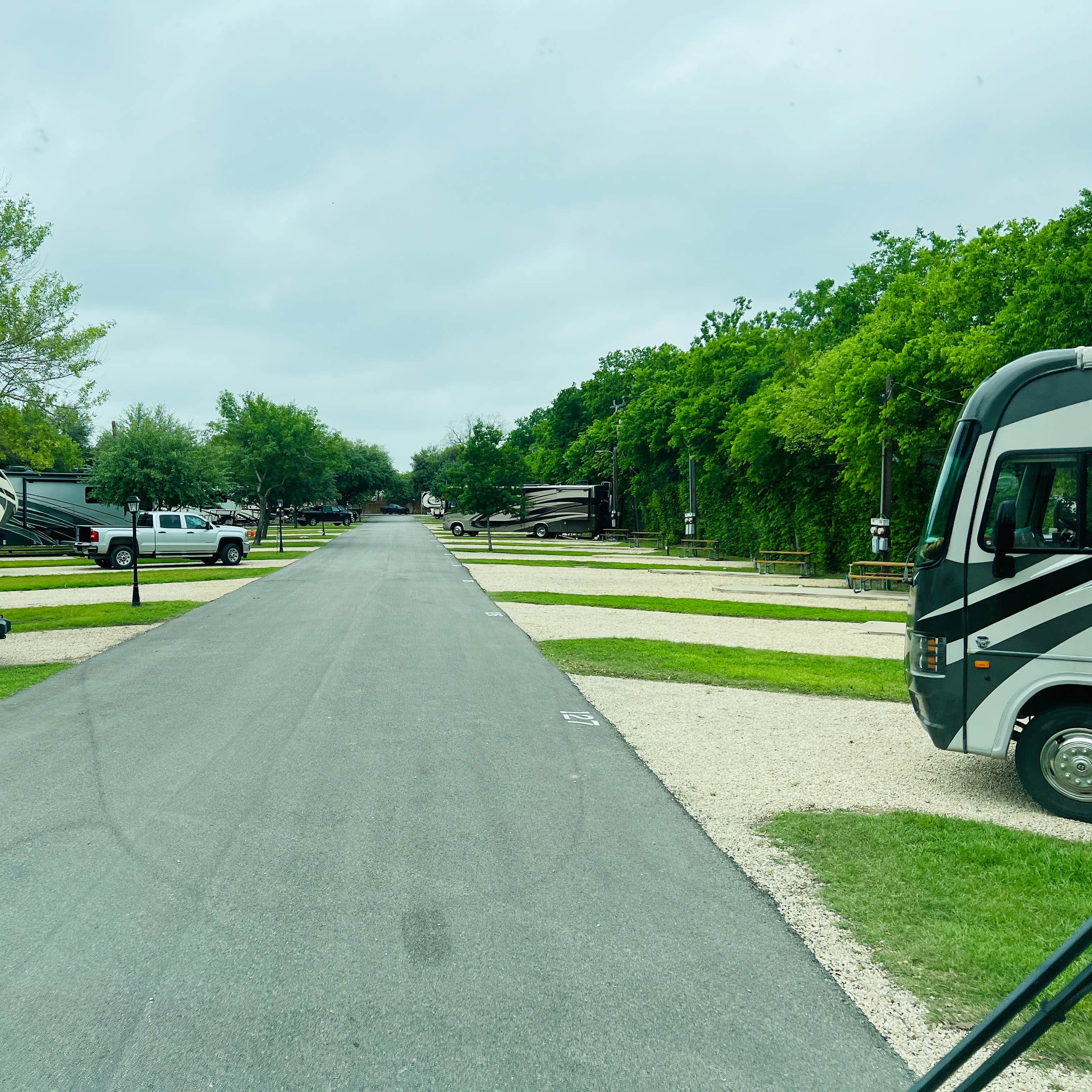 Travelers World RV Resort | San Antonio, Texas