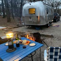 Pilot Knoll Park - Lake Lewisville Camping | Corinth, Texas