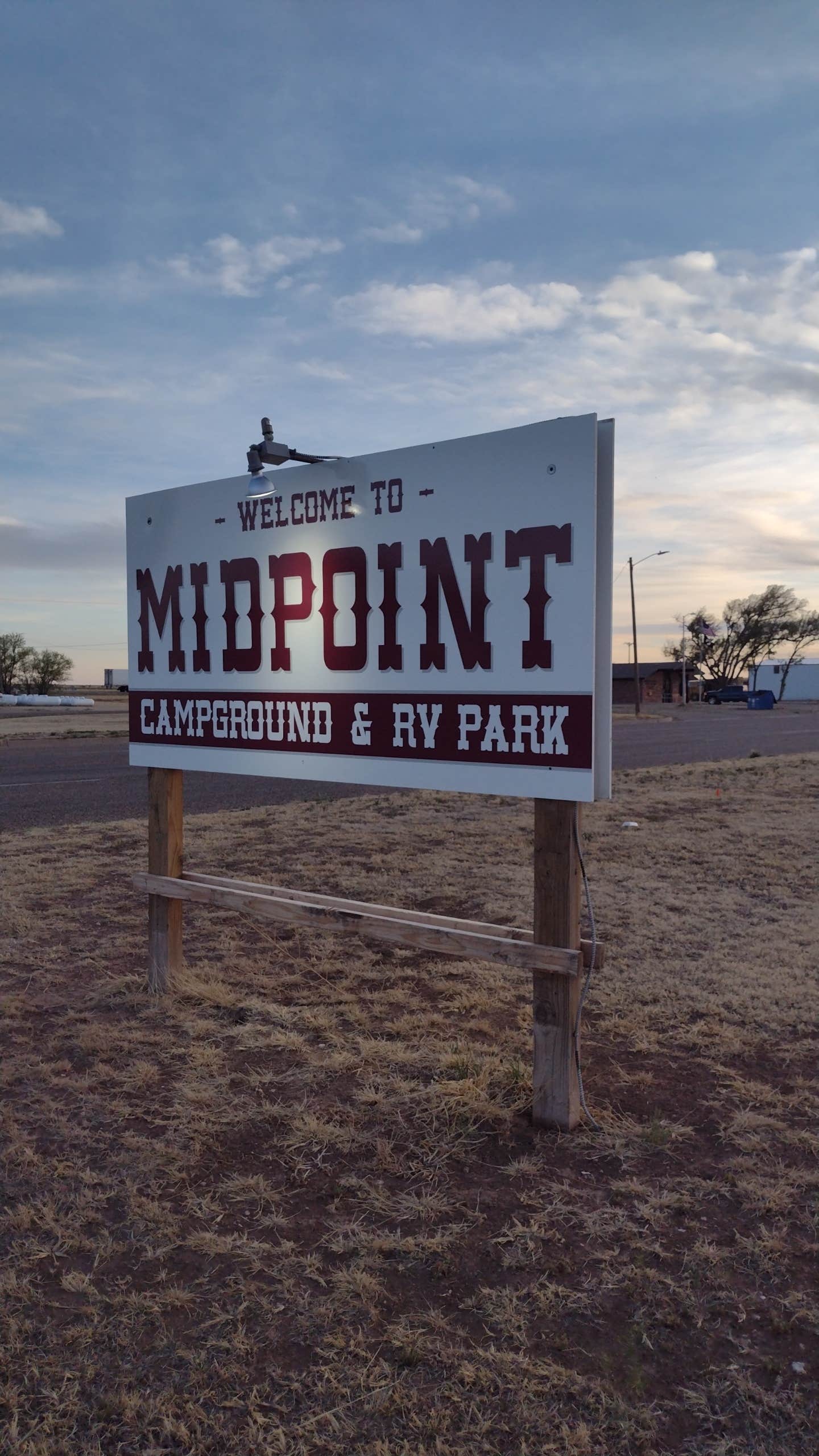 Midpoint Campground | Adrian, TX