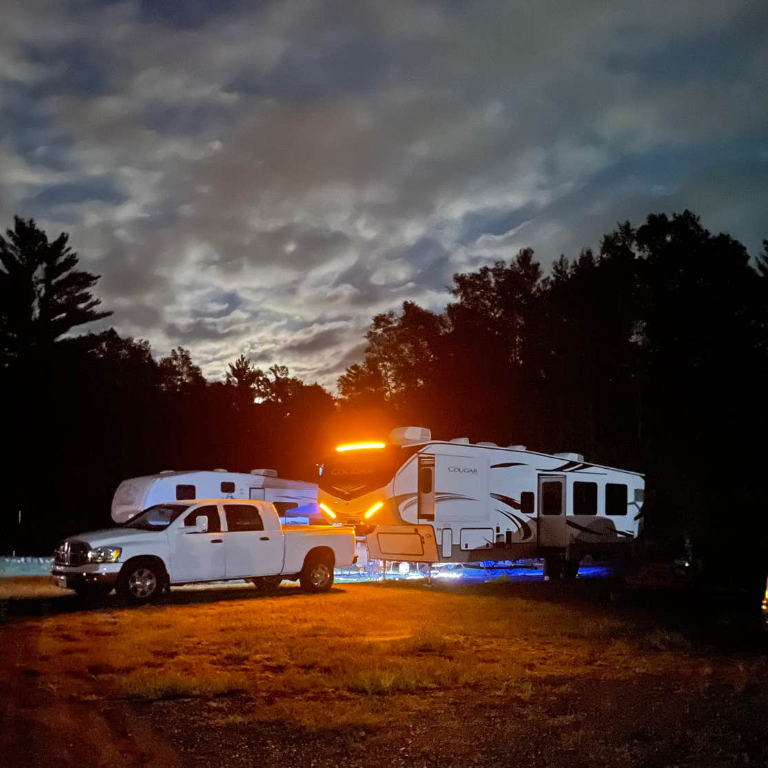 Hideaway RV Park & Campground | Black River Falls, Wisconsin