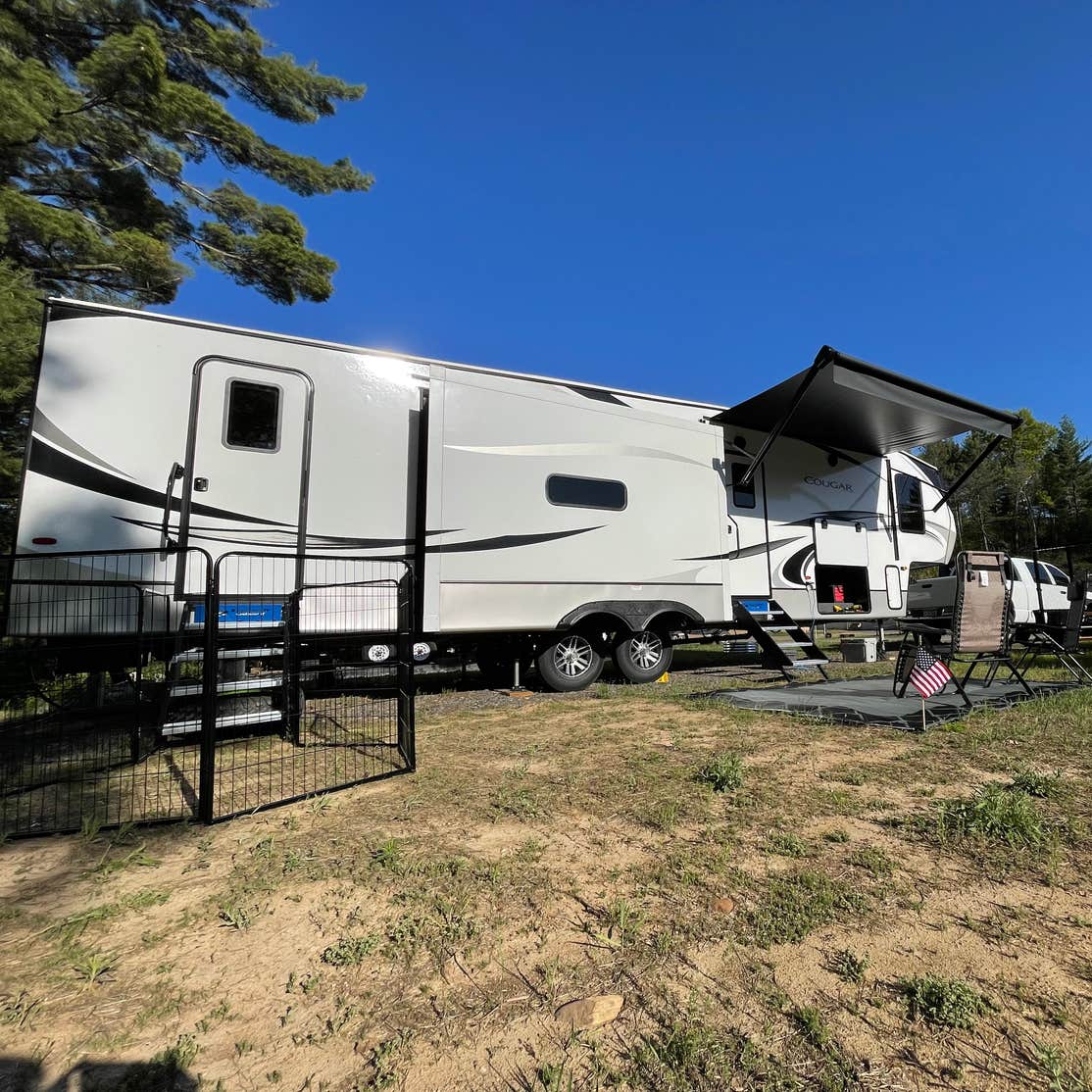 Hideaway RV Park & Campground | Black River Falls, Wisconsin