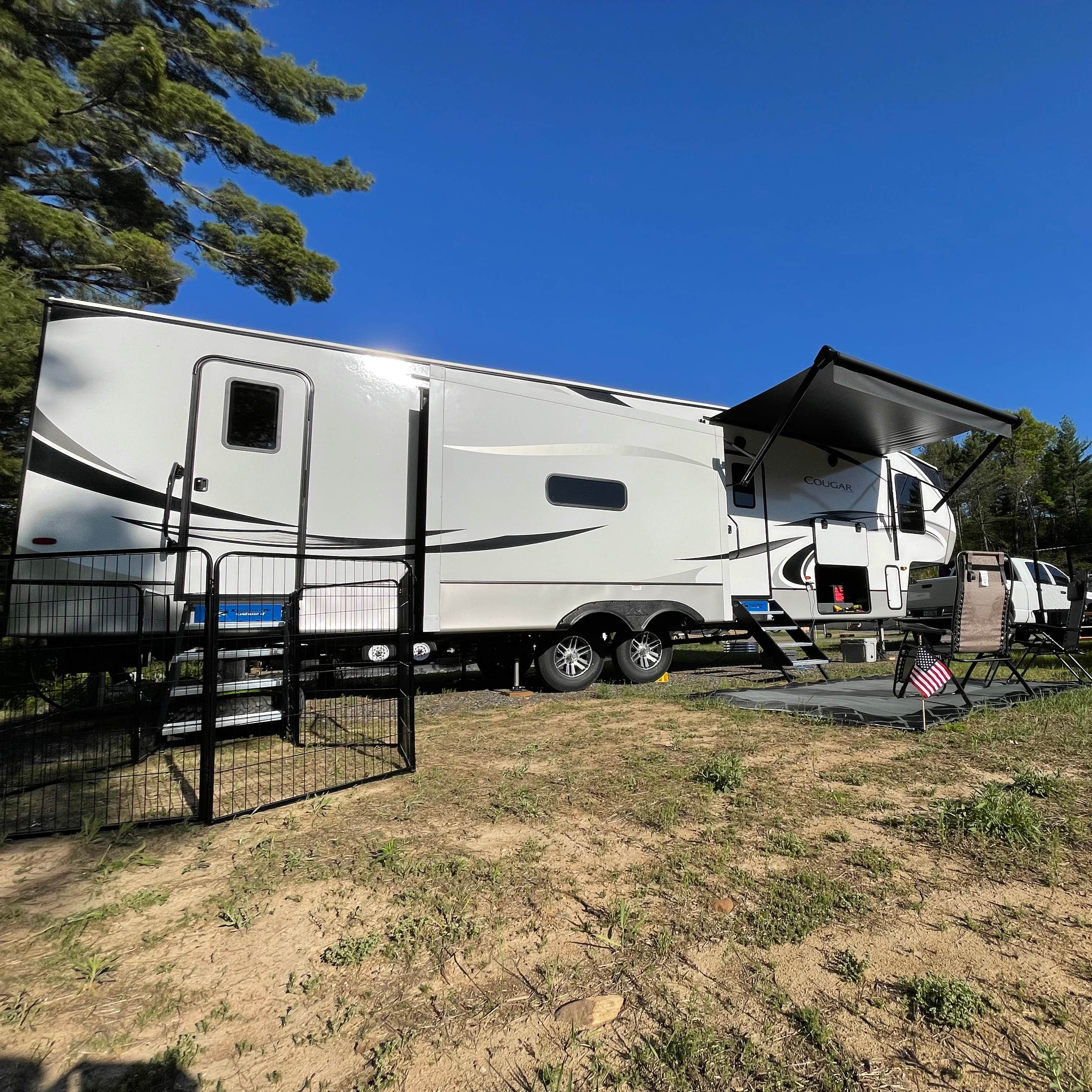 Hideaway RV Park & Campground | Black River Falls, Wisconsin