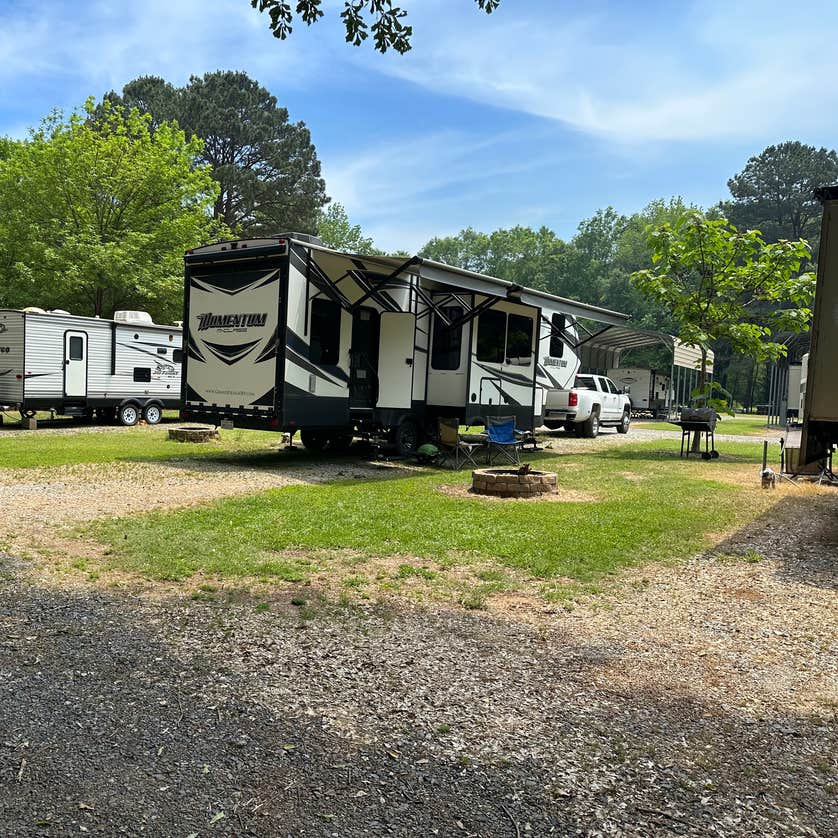 Pine Island RV Park | Karnack, Texas
