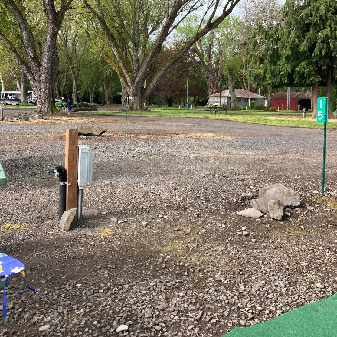 Reeder Beach RV Park & Country Store | Scappoose, Oregon