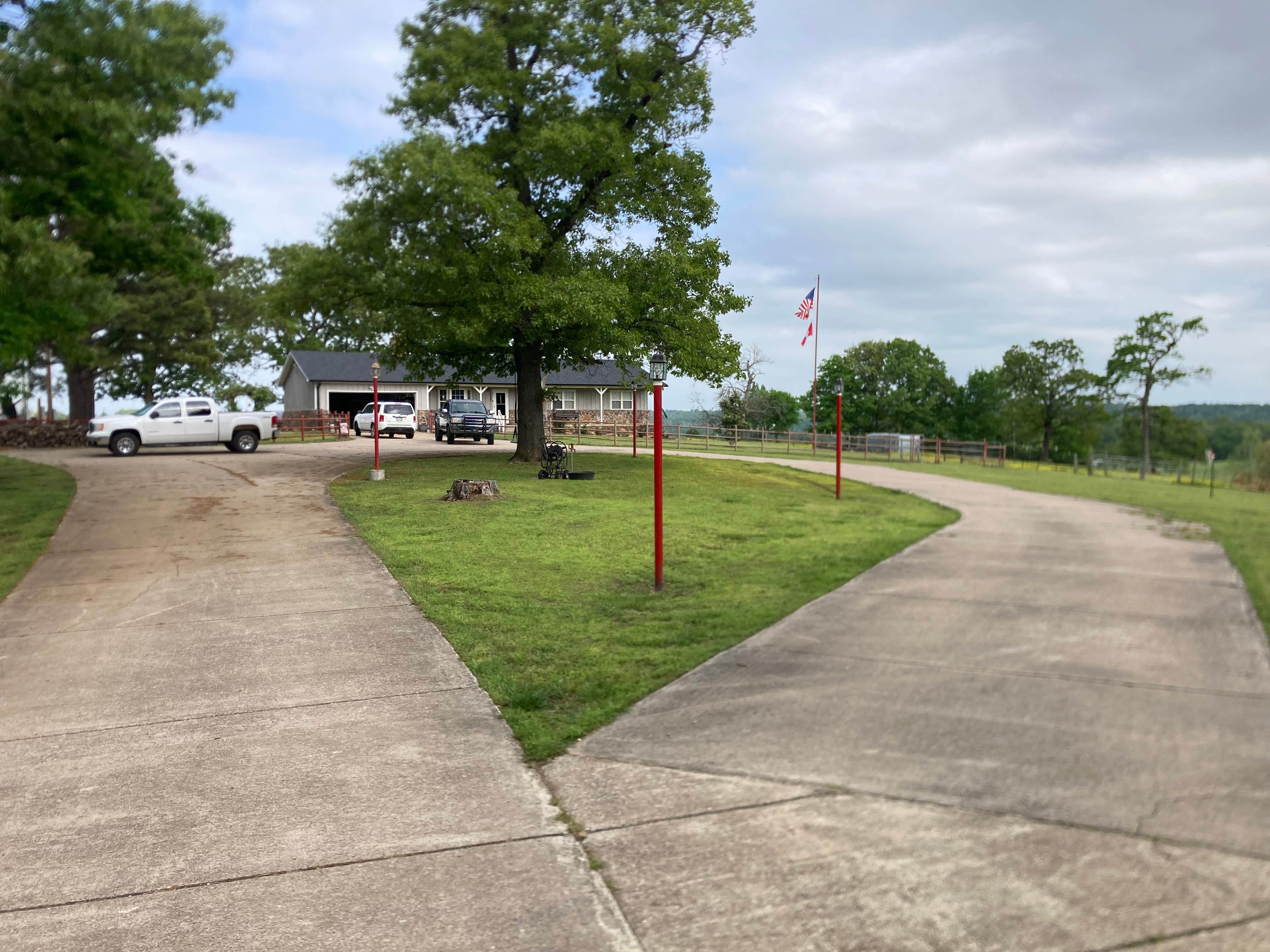 Logan Cave RV & Varnadoe Ranch | Gentry, AR