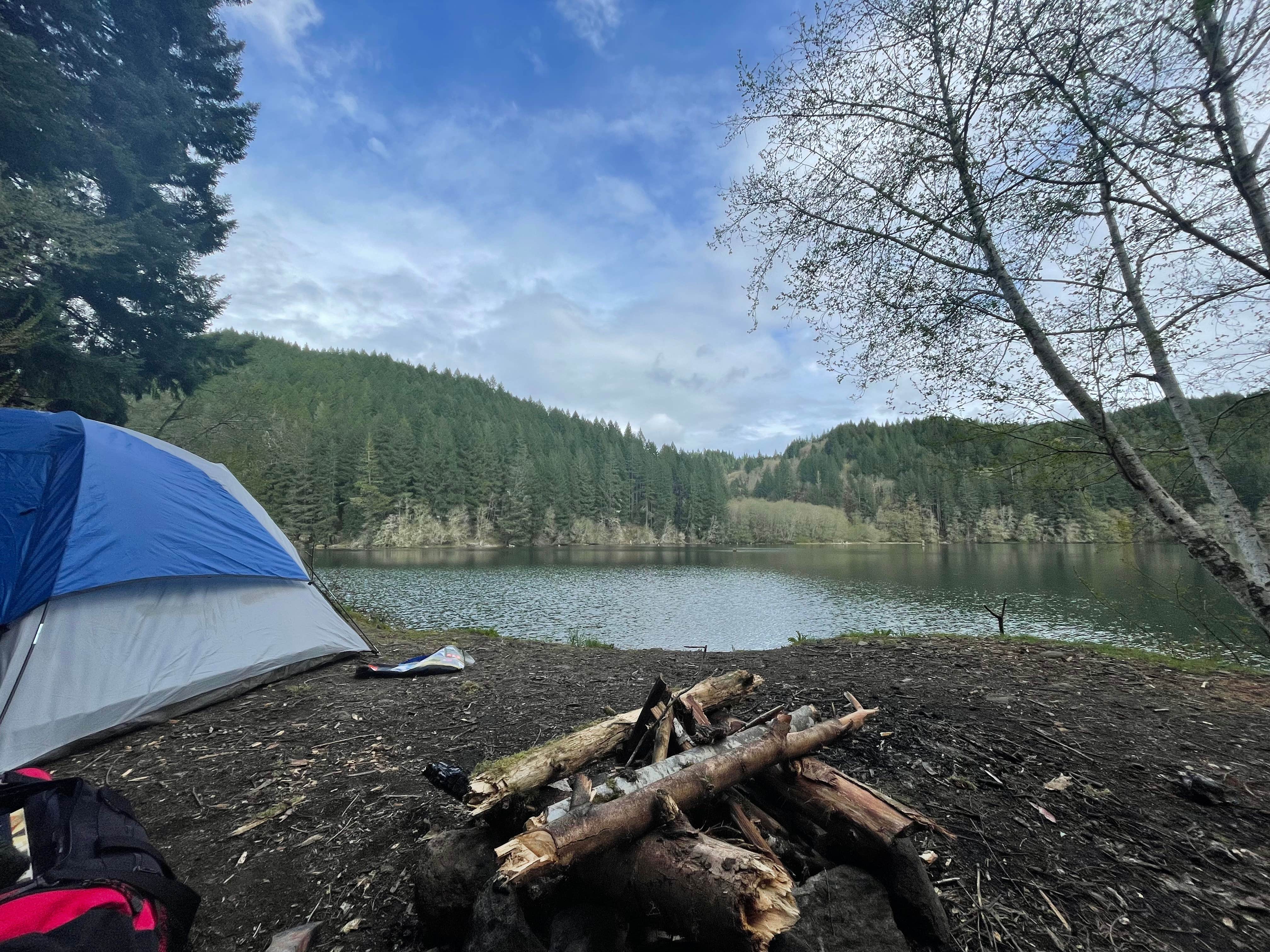 Hult Pond Camping | Blachly, Oregon