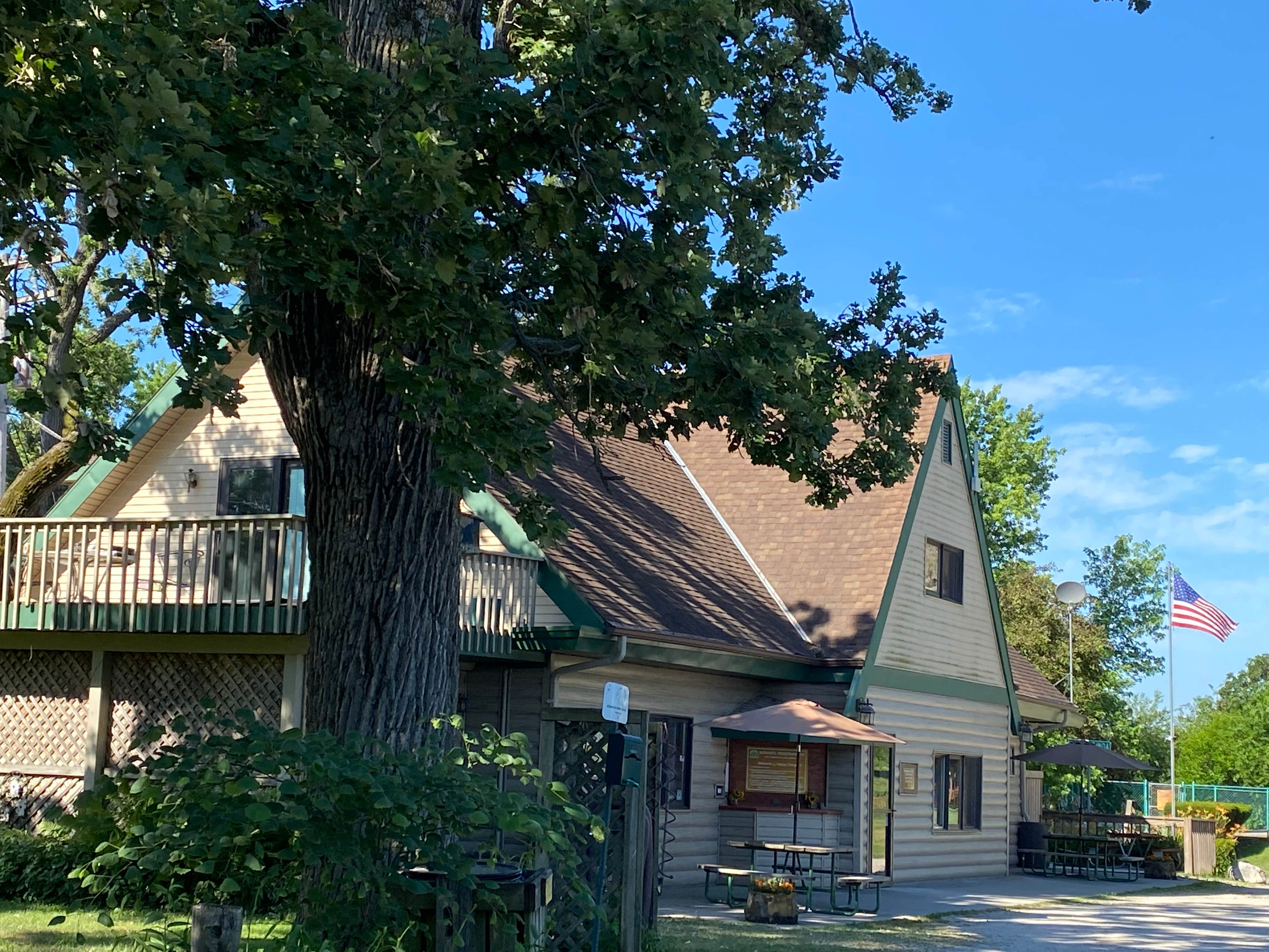 Nature’s Way RV Park | North Utica, IL