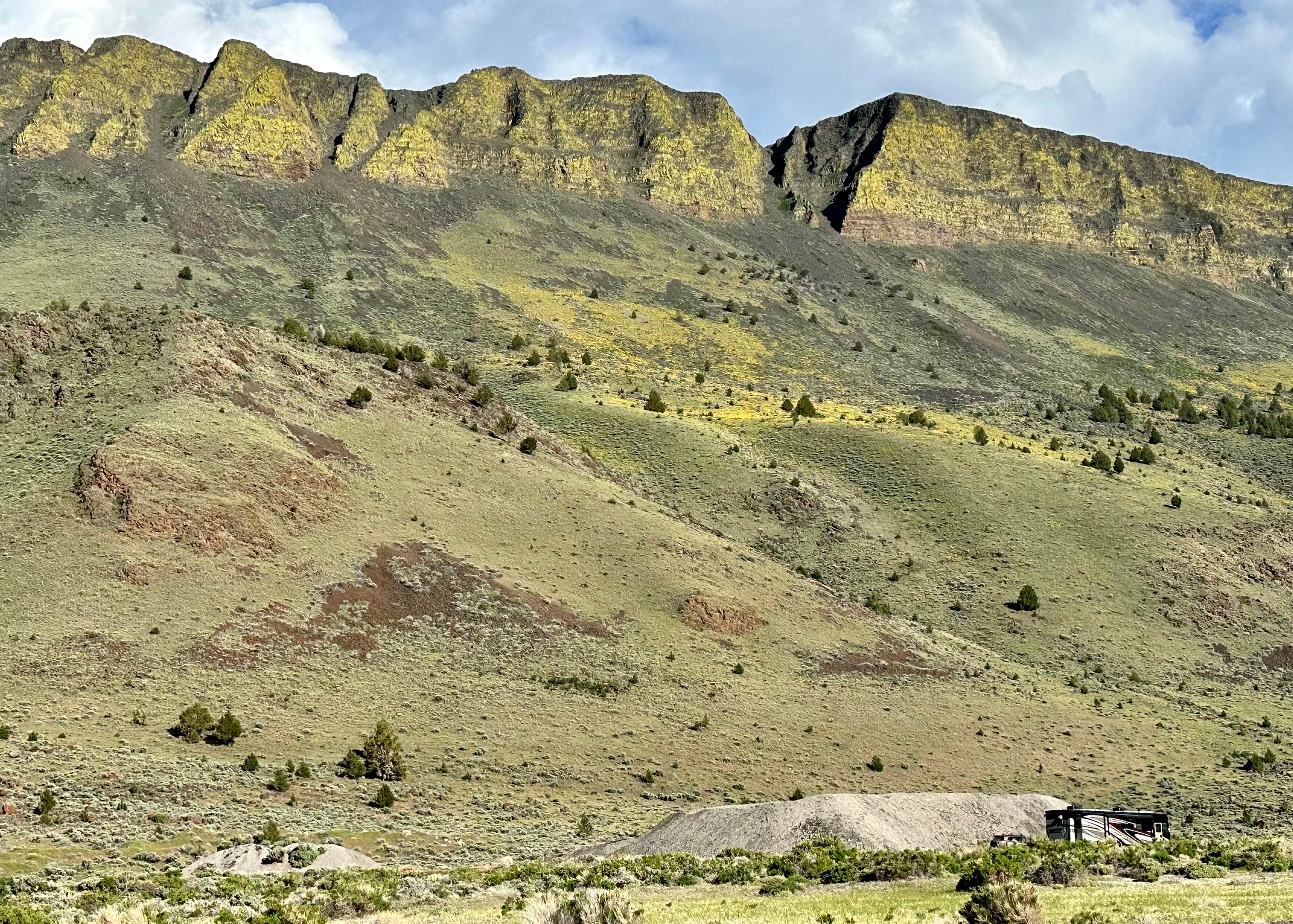 Lake Abert US 395 South Pullout Dispersed Camping Camping | The Dyrt