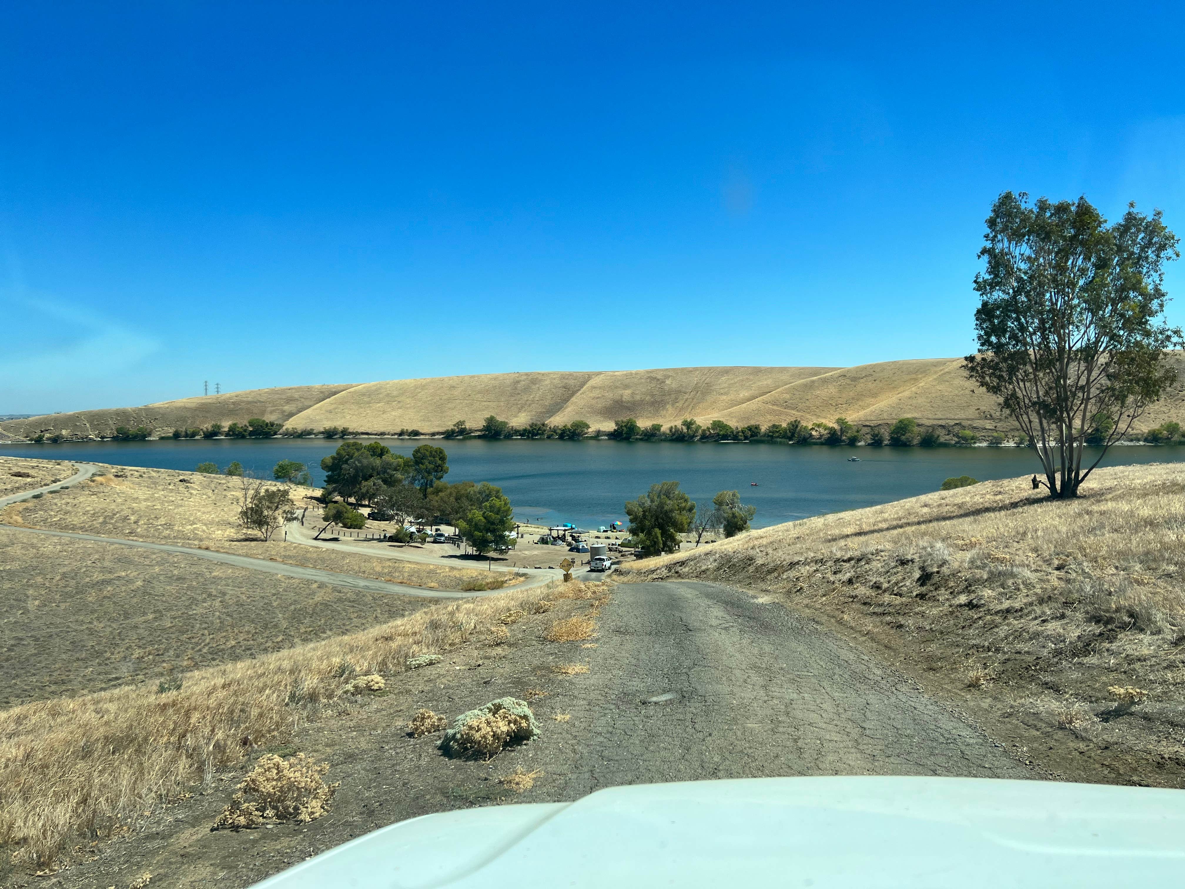 Los Banos Creek Campground — San Luis Reservoir State Recreation Area