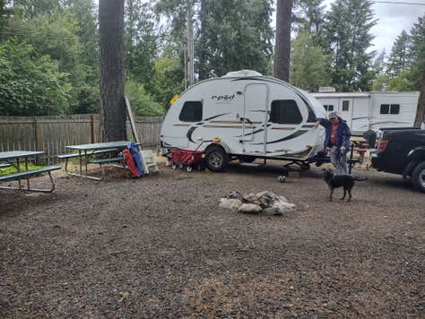 Offut Lake Resort Camping | Tenino, Washington
