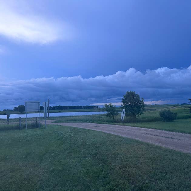 Moon Lake Camping | Valley City, ND
