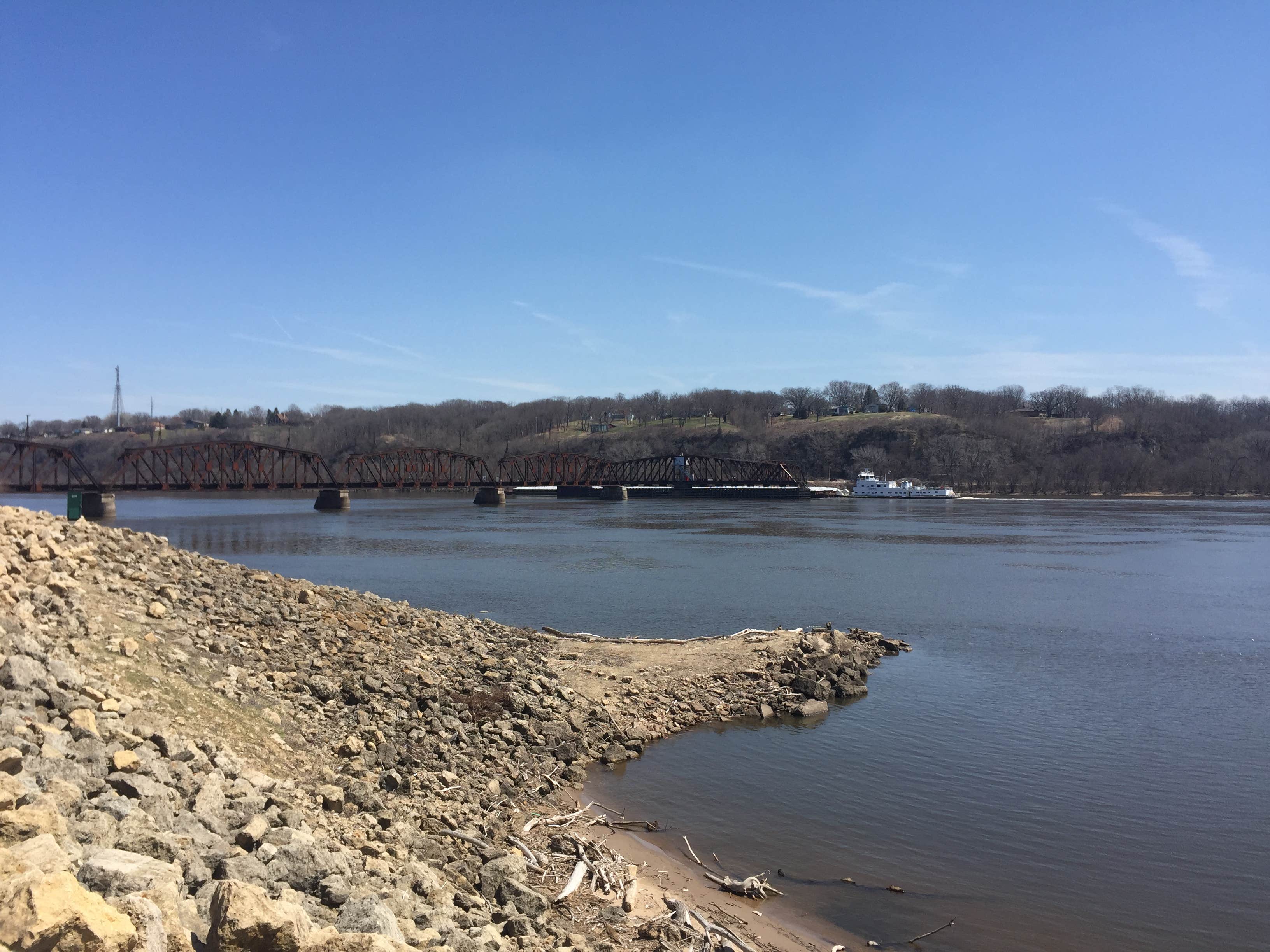 Miller Riverview City Park Camping | Dubuque, Iowa