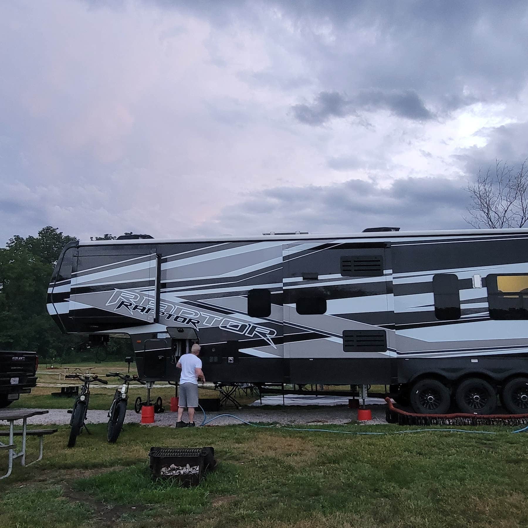 Huzzah Valley Resort Camping | Steelville, Missouri