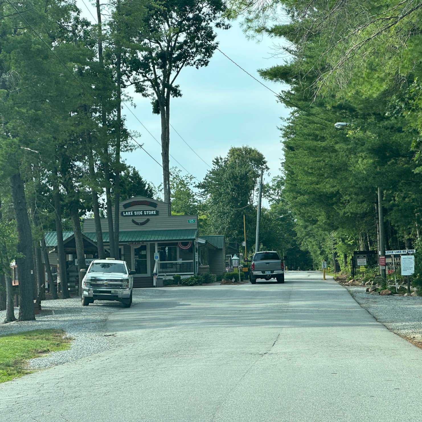 Rutledge Lake RV Resort | Fletcher, North Carolina