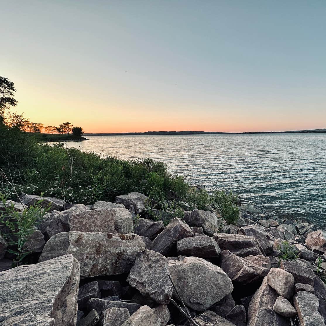 South Shore Lakeside Use Area Camping | Lake Andes, South Dakota