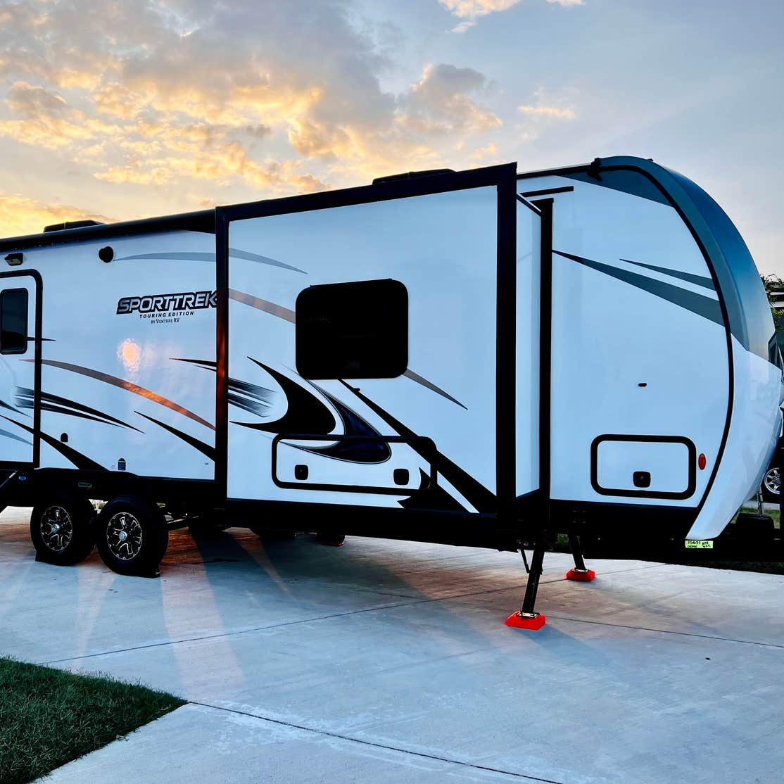 Jetstream RV Resort at Waller | Prairie View, Texas