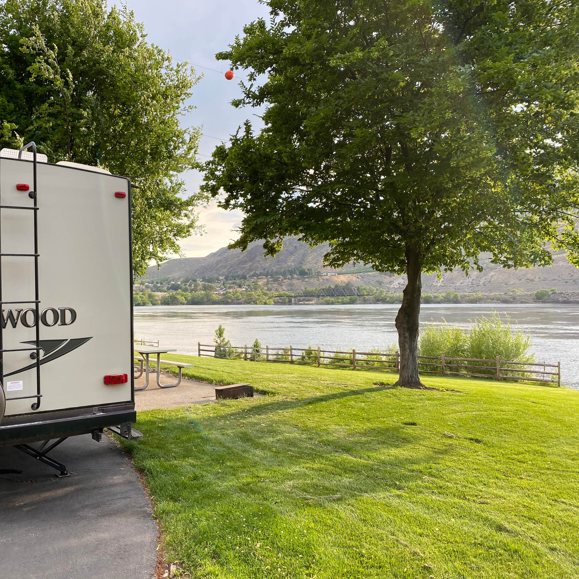 Beebe Bridge Park Camping | Chelan, Washington