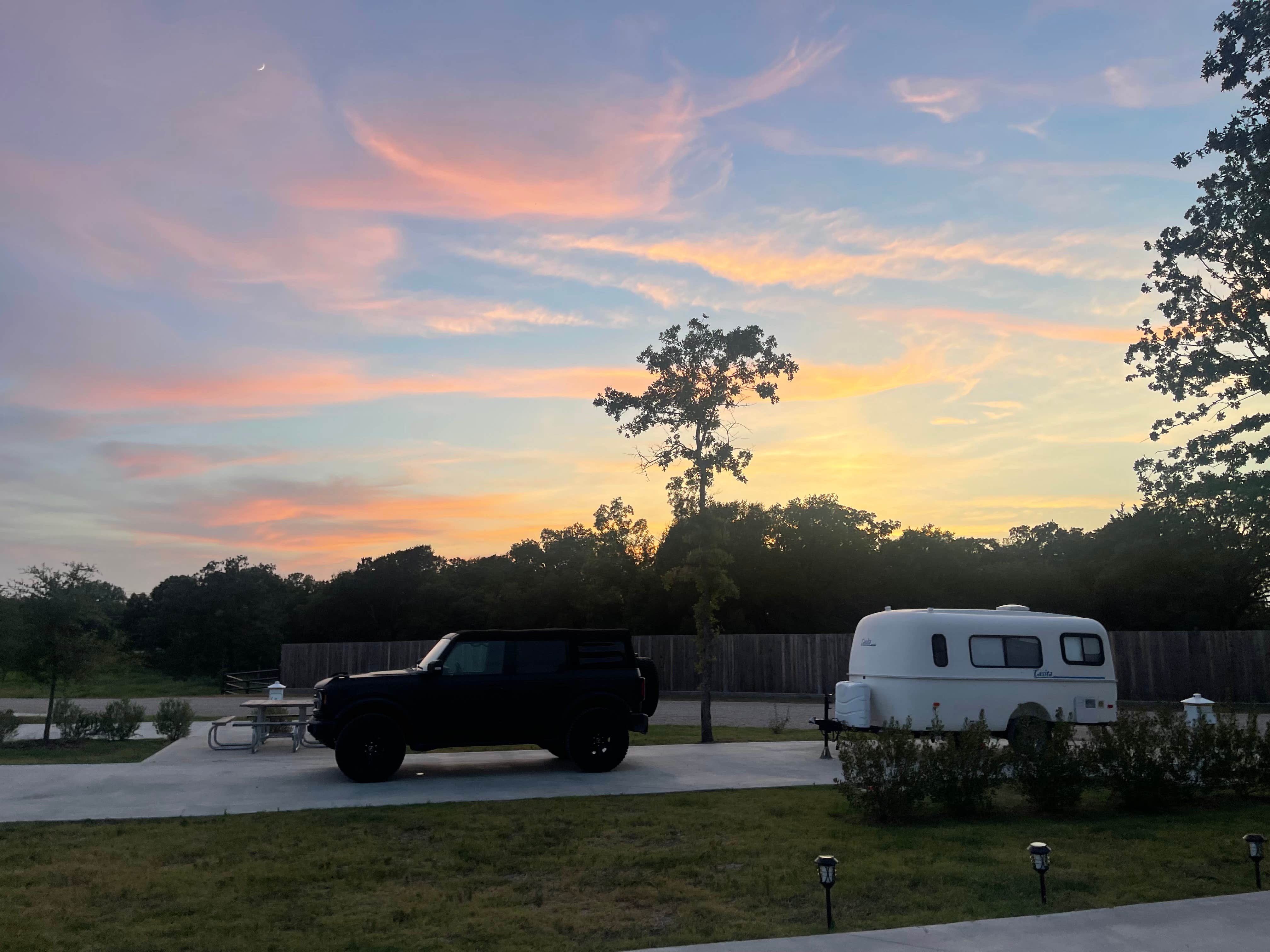 Waco Creekside Resort Camping | Waco, TX