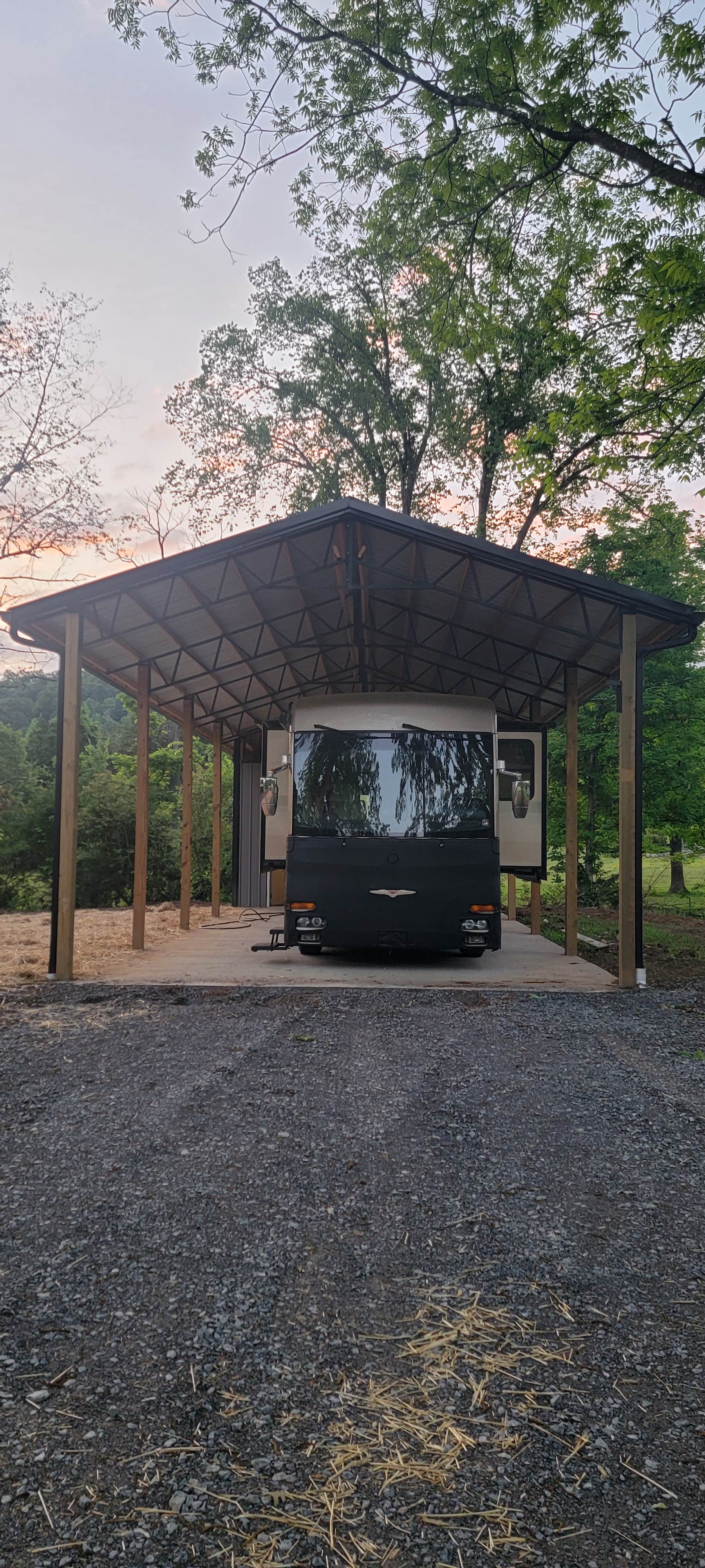 Cozy Coop Camping | Bulls Gap, TN