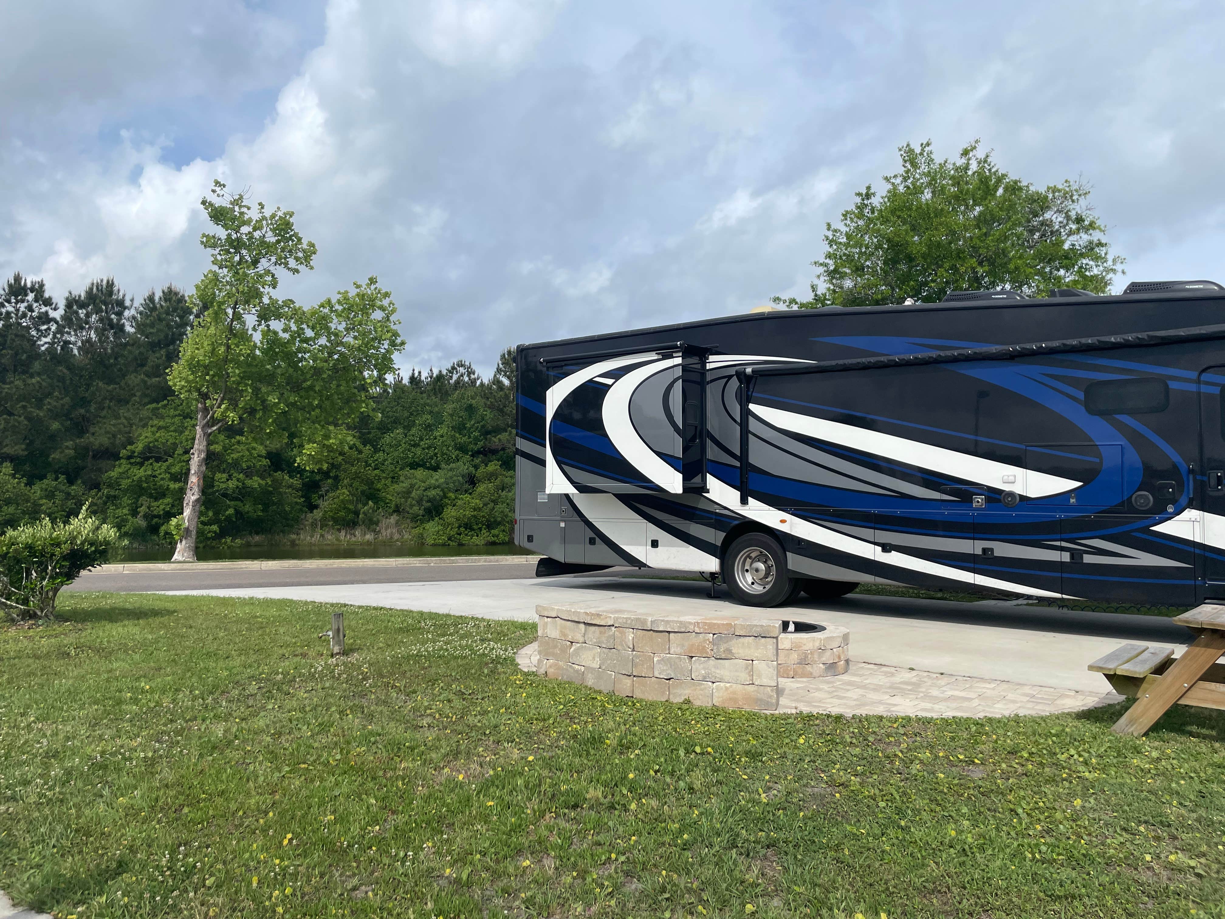 Pecan Park RV Resort | Callahan, Florida