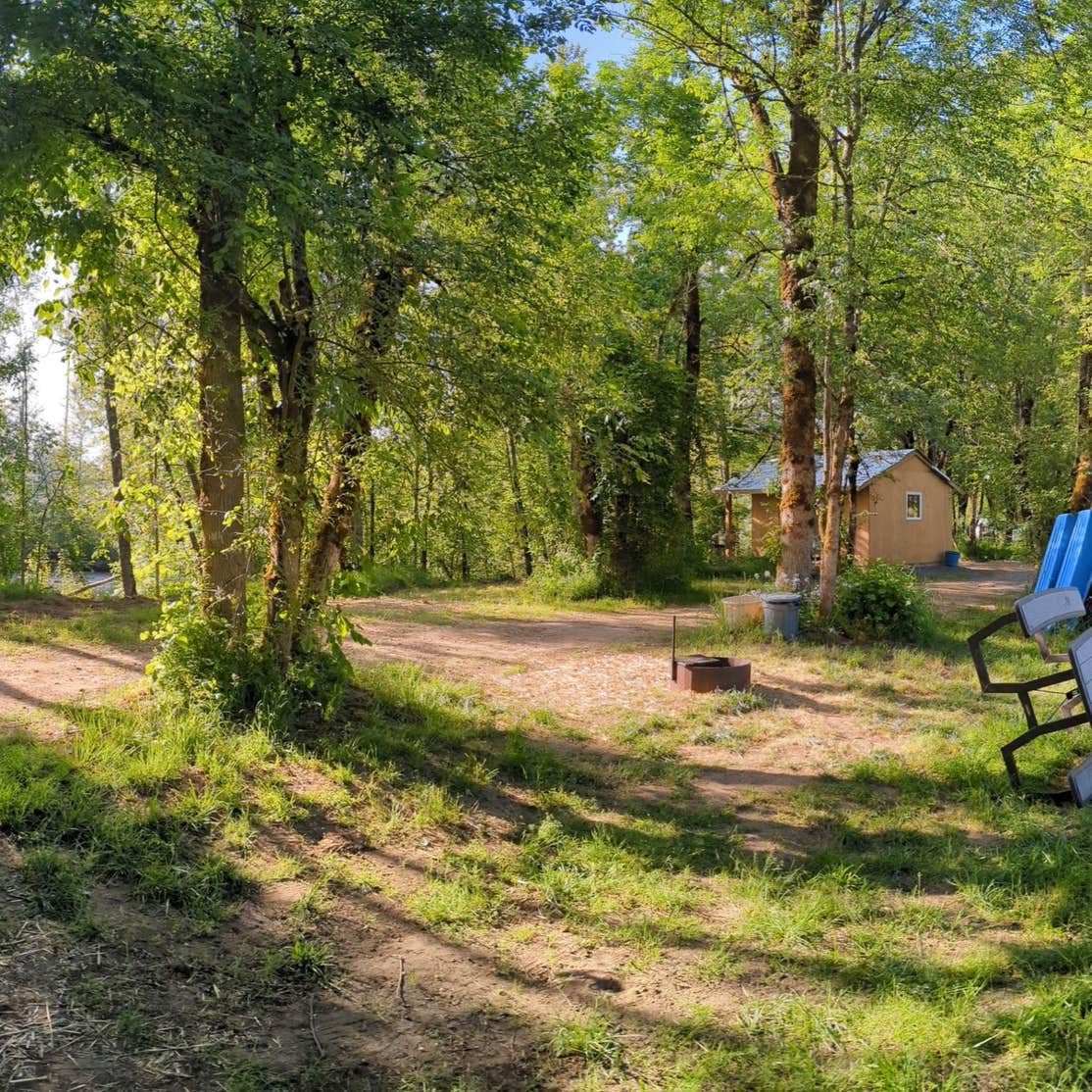 Van Life Campground @ Molalla River Ranch | Molalla, Oregon