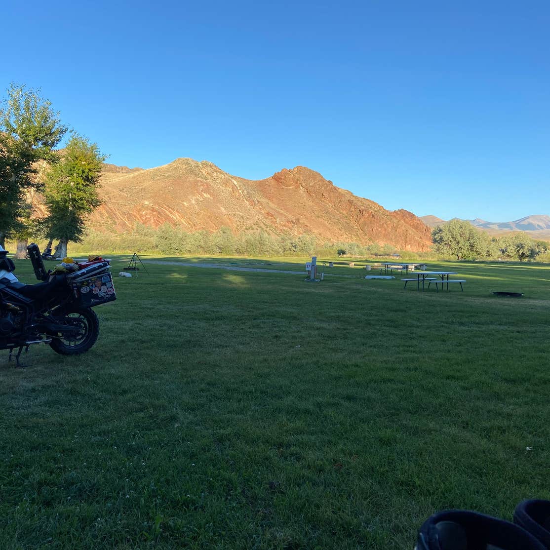 Challis Hot Springs Camping | Challis, ID