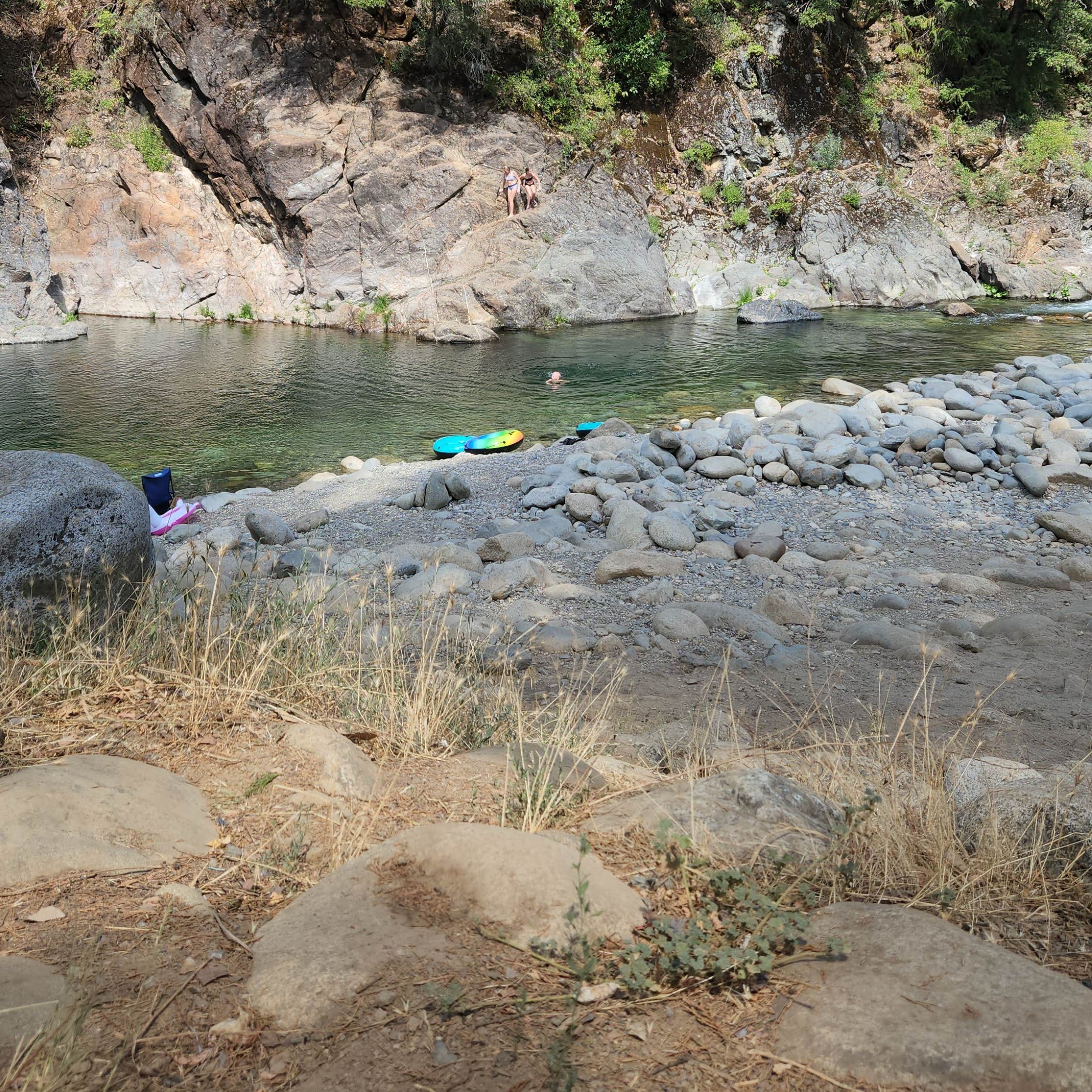 River Rest Resort Camping | Washington, California