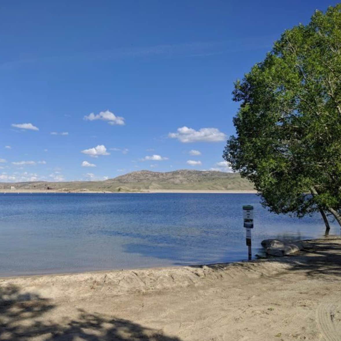 Natrona County Pathfinder Reservoir Weiss Campground | Alcova, WY