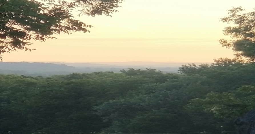 Silver Hind Farm Camping | Pleasanton, Kansas