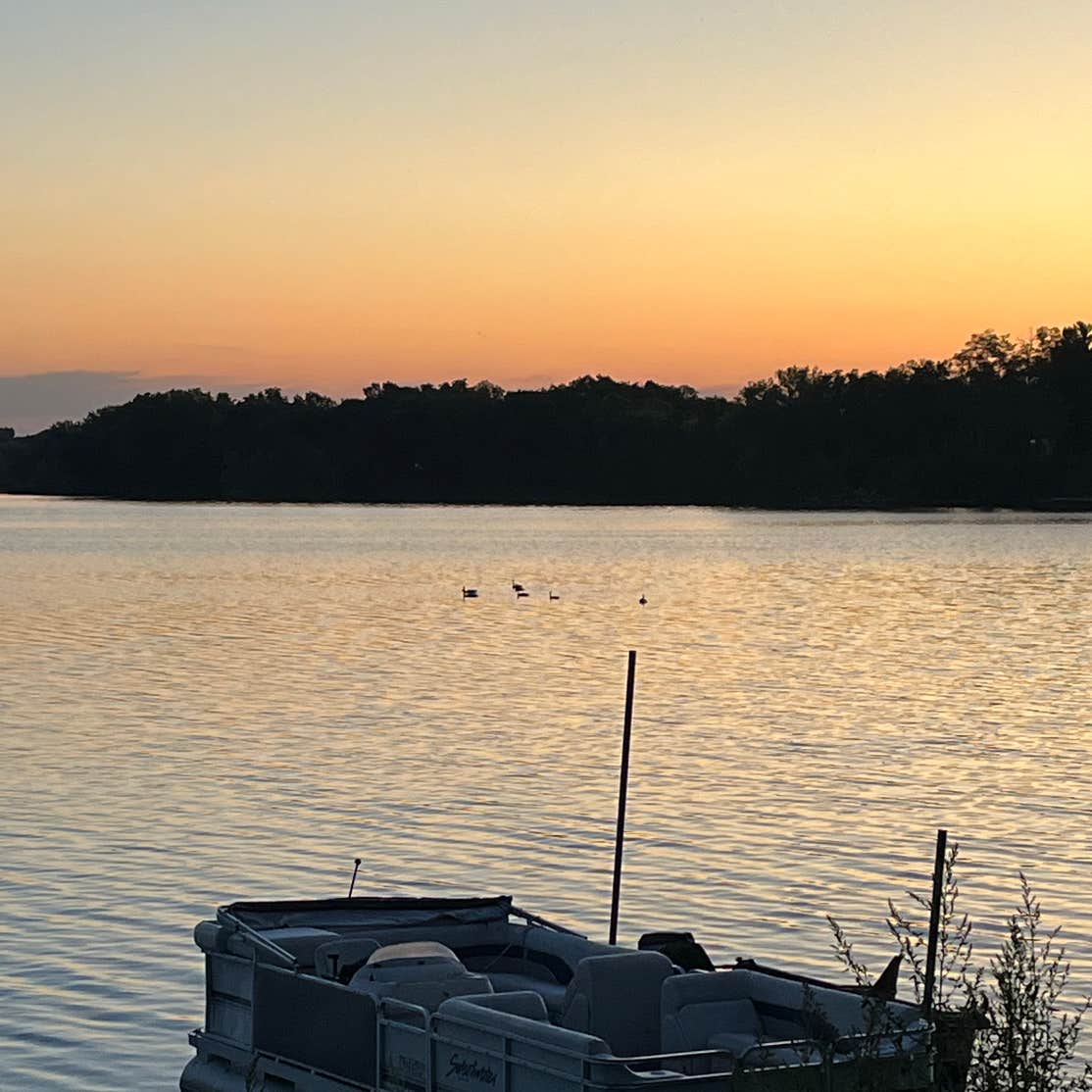 Cedar View Park Camping | Nashua, IA