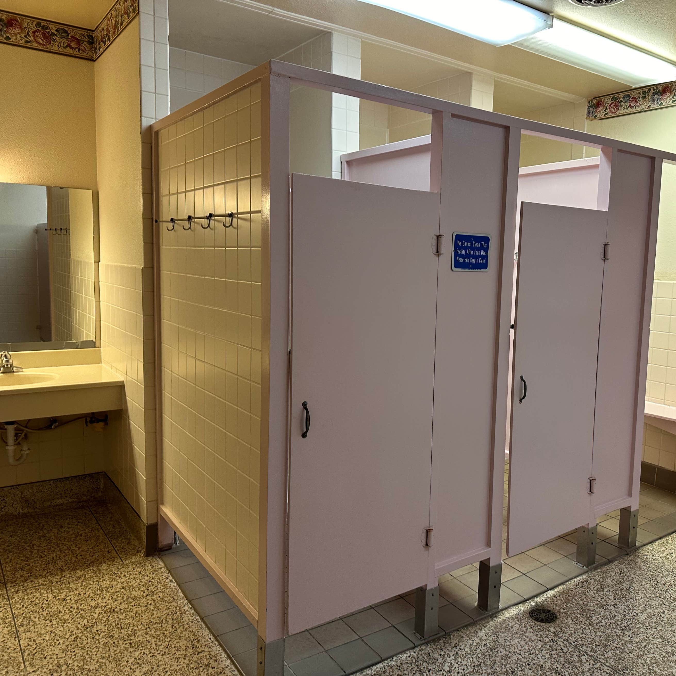 Trailer Inns RV Park (Bellevue) | Bellevue, Washington