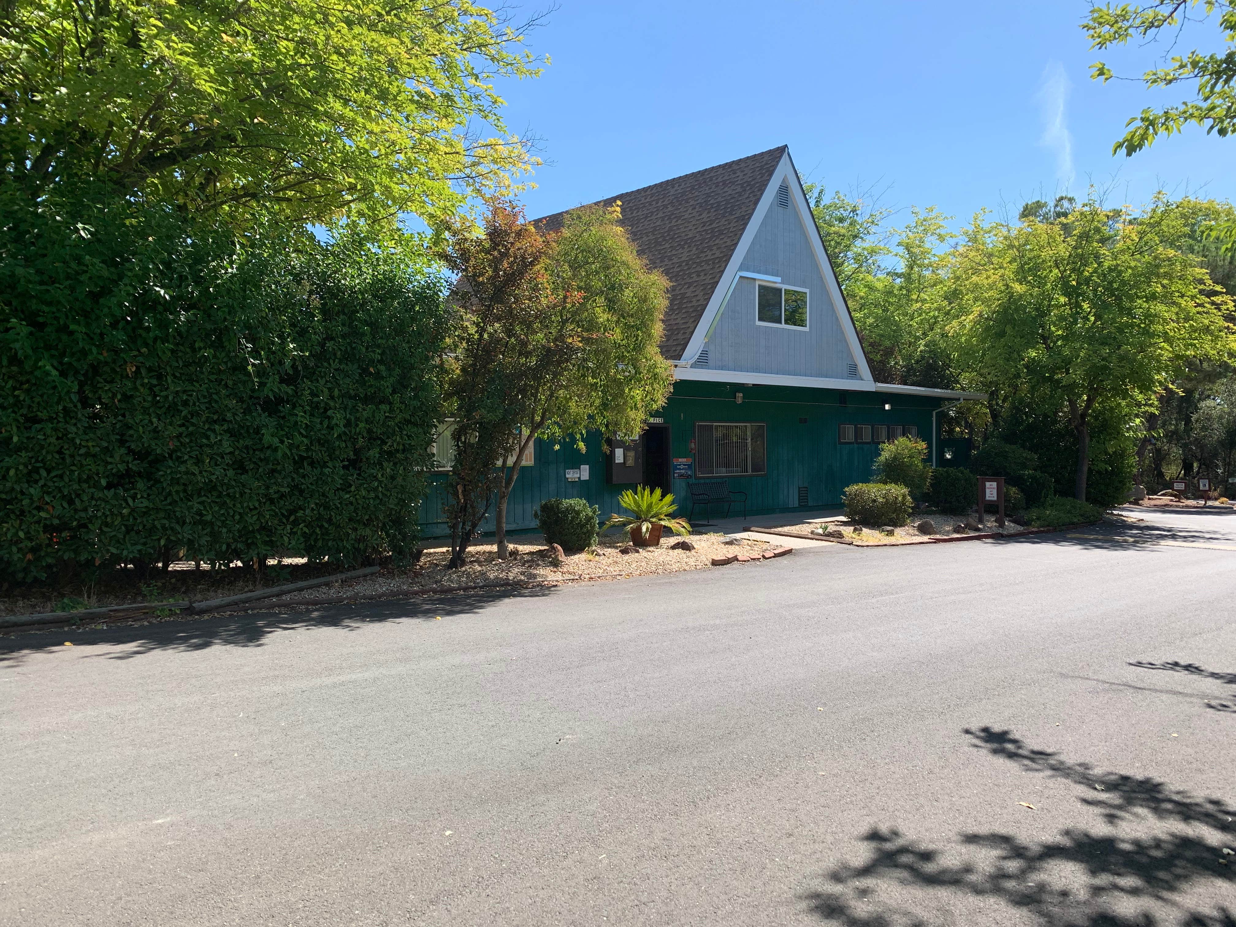 Loomis RV Park | Loomis, CA