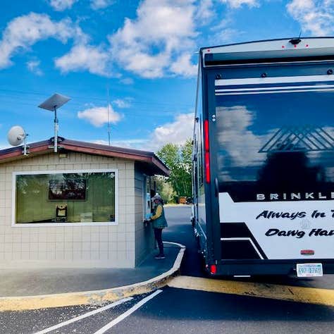 Crooked River Campground — The Cove Palisades State Park | Culver, Oregon