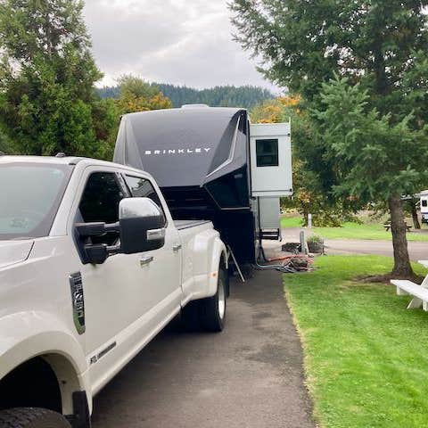 Casey's Riverside RV resort | Westfir, Oregon