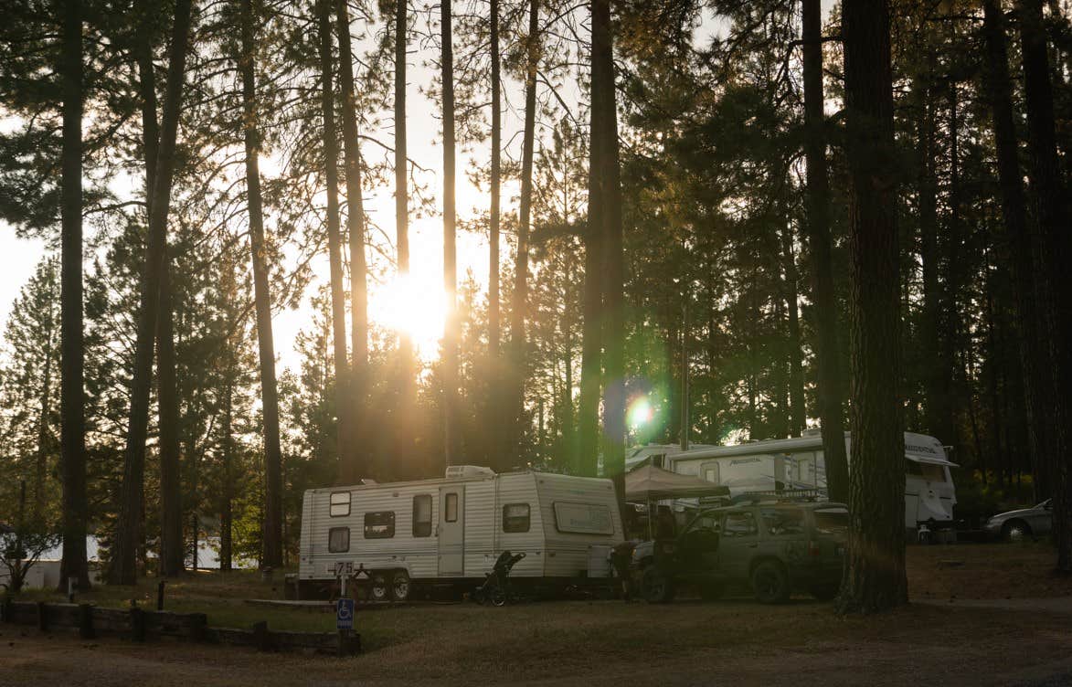 Old American Kampground - KM Resorts Camping | Newport, Washington