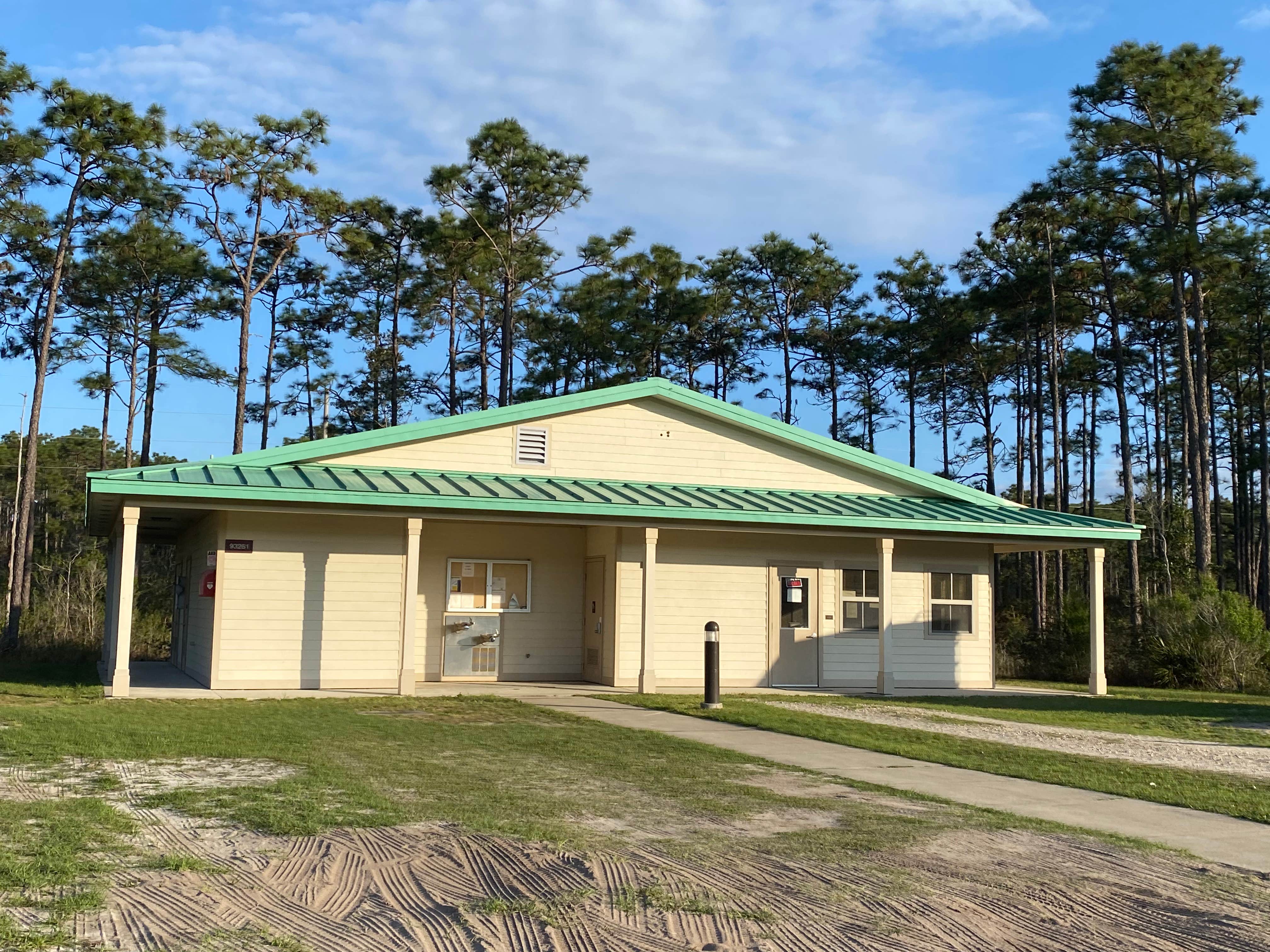 Hurlburt Field FamCamp | Mary Esther, FL