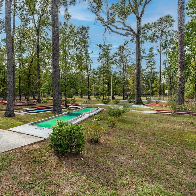 Bundick Lake Retreat and RV Park | Pitkin, Louisiana